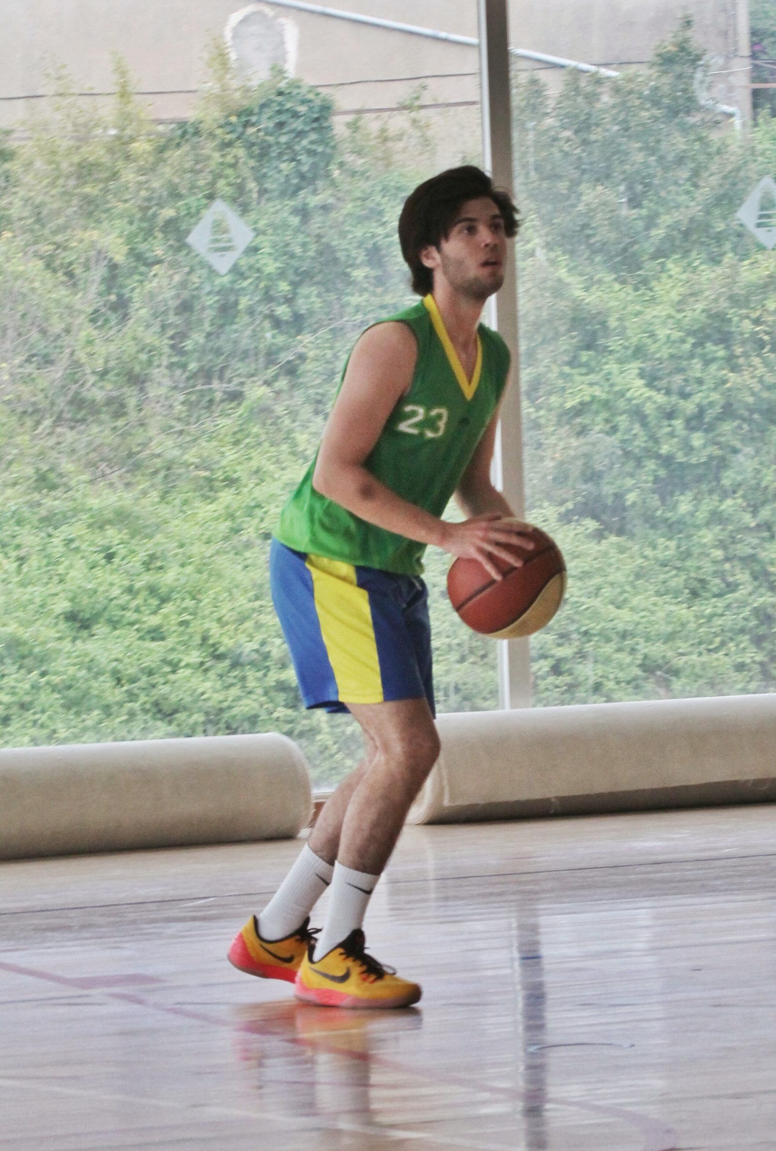 Alex Beltrán visita nuestro Diván.