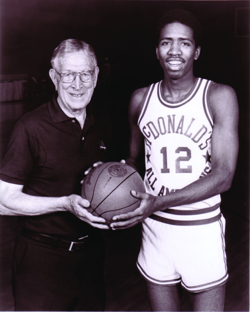 Nostálgicos. Dallas Comegys. Con potencial para ser titular en la NBA ...